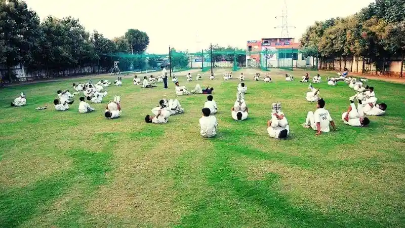 7 Great Cricket Academies in India
